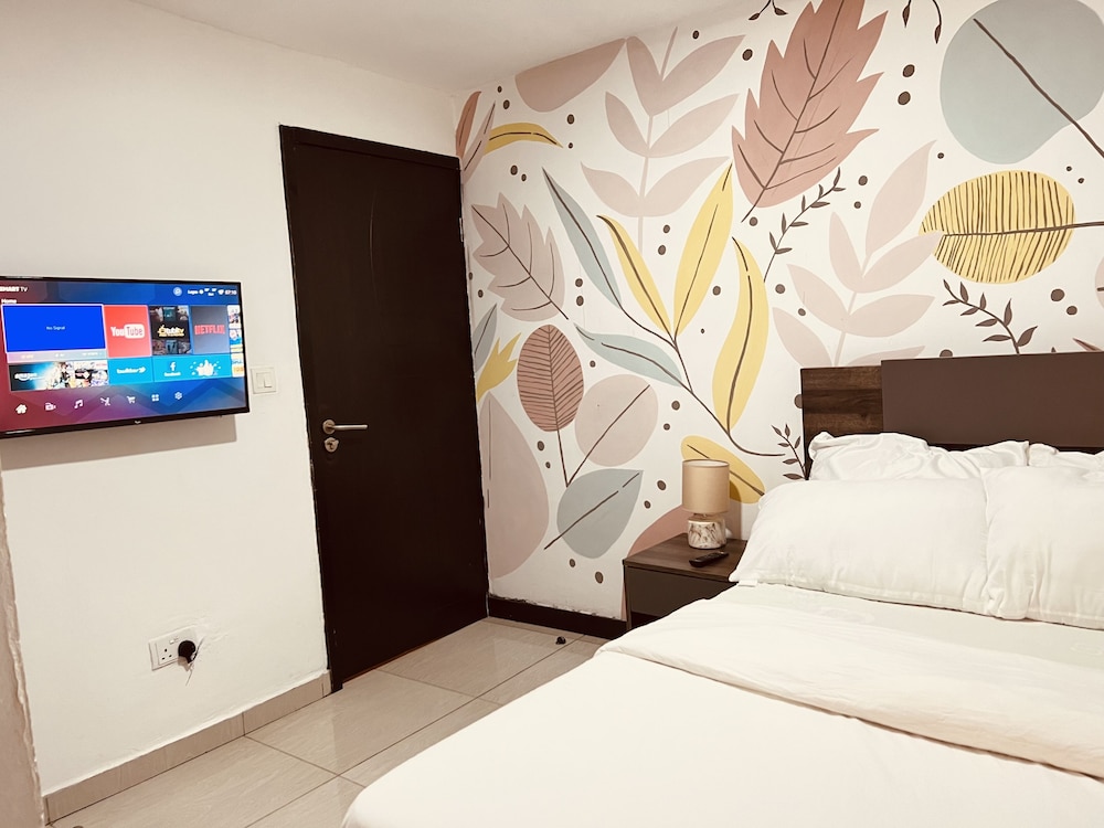 Cozy, Calm & Modern 2br In The Heart Of Lekki - Lagos