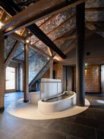 Sauna, banheira de hidromassagem, tratamentos corporais 