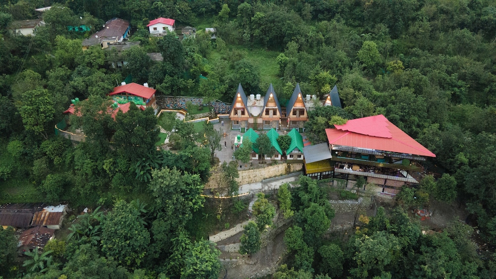 Mudras Grove Resort - Naukuchia Taal