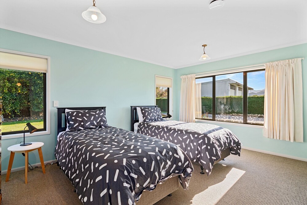 Selmes Sanctuary - Blenheim Holiday Home - Blenheim