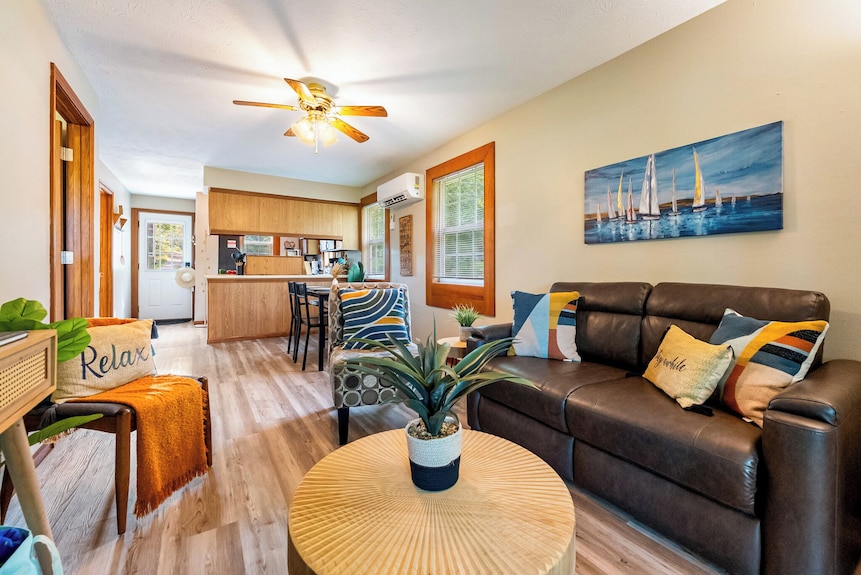 Fishing · Kayaks · Firepit · Paddleboat - Indiana (State)