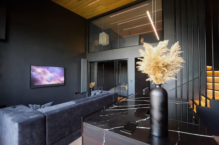 Noir | The Heim Residences - 올덤