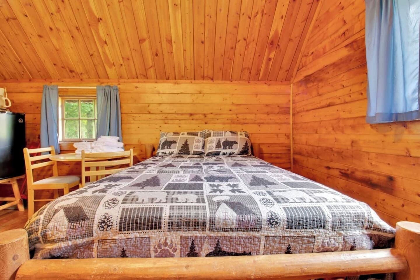 Rustic Cabin With Views In Bloomington - Brown County, IN