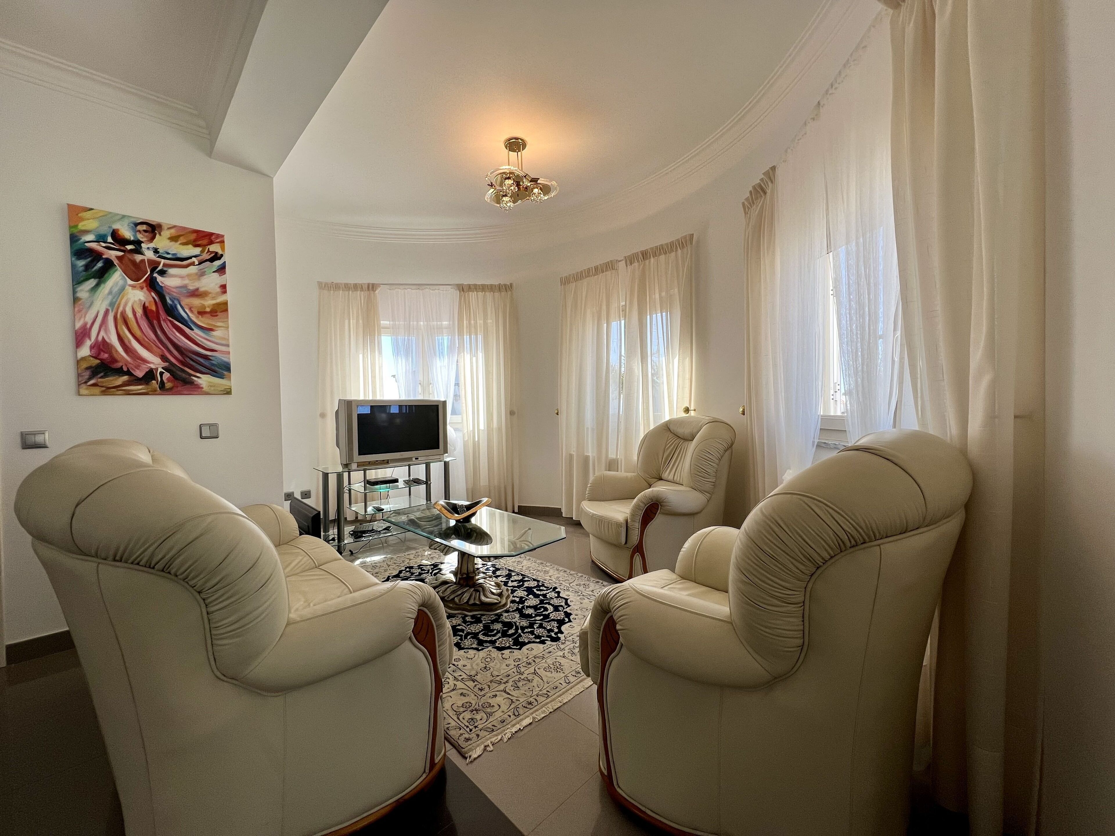 Pineview Terrace And Pool - Olhão