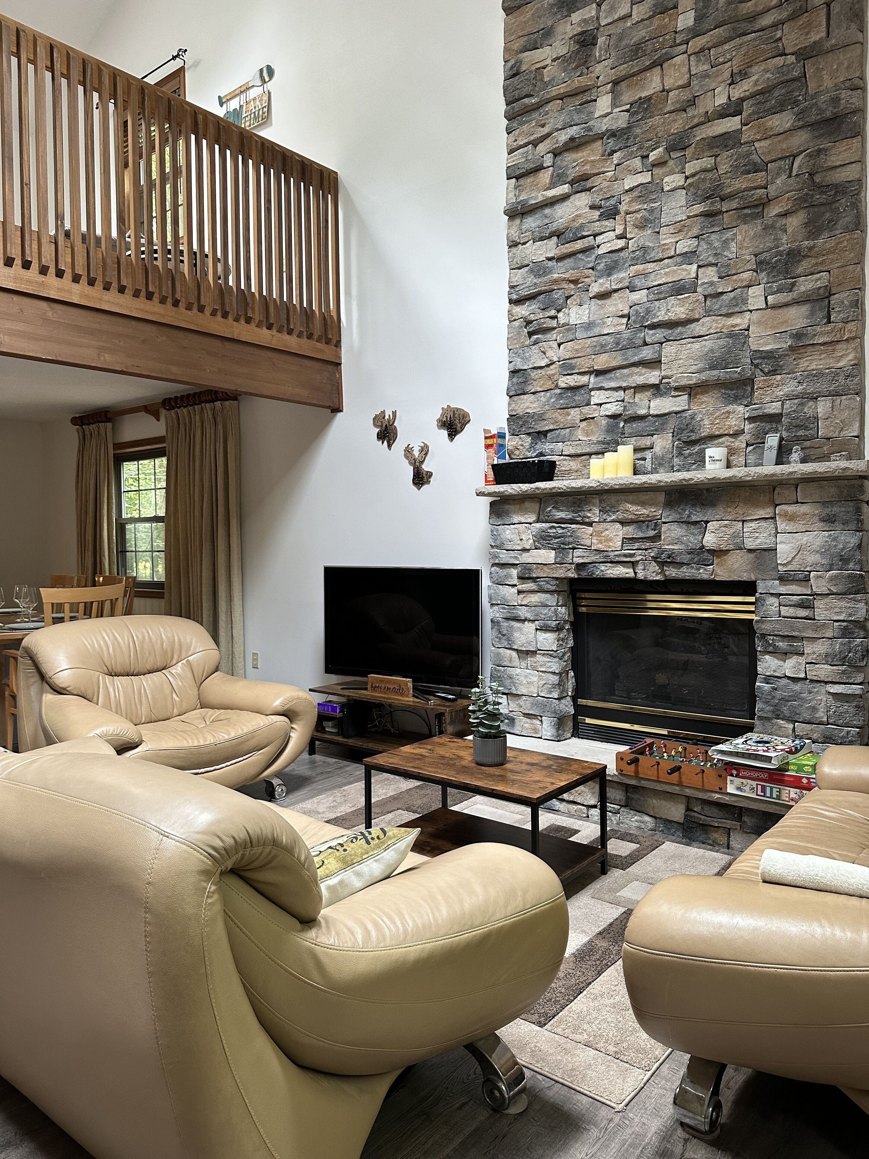 Cozy House In Big Bass Lake Gouldsboro With Hot Tub, Fire Pit, Pool, Ping Pong - 莫斯科