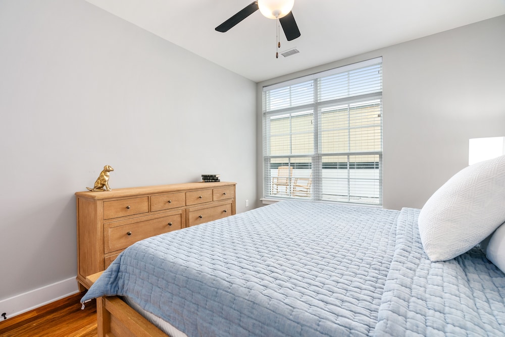 Fabulous 2 Bedroom Apartment in the Target Building - Downtown Auburn ...