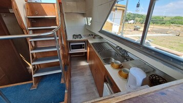 Quarto Exclusivo | Cozinha privada