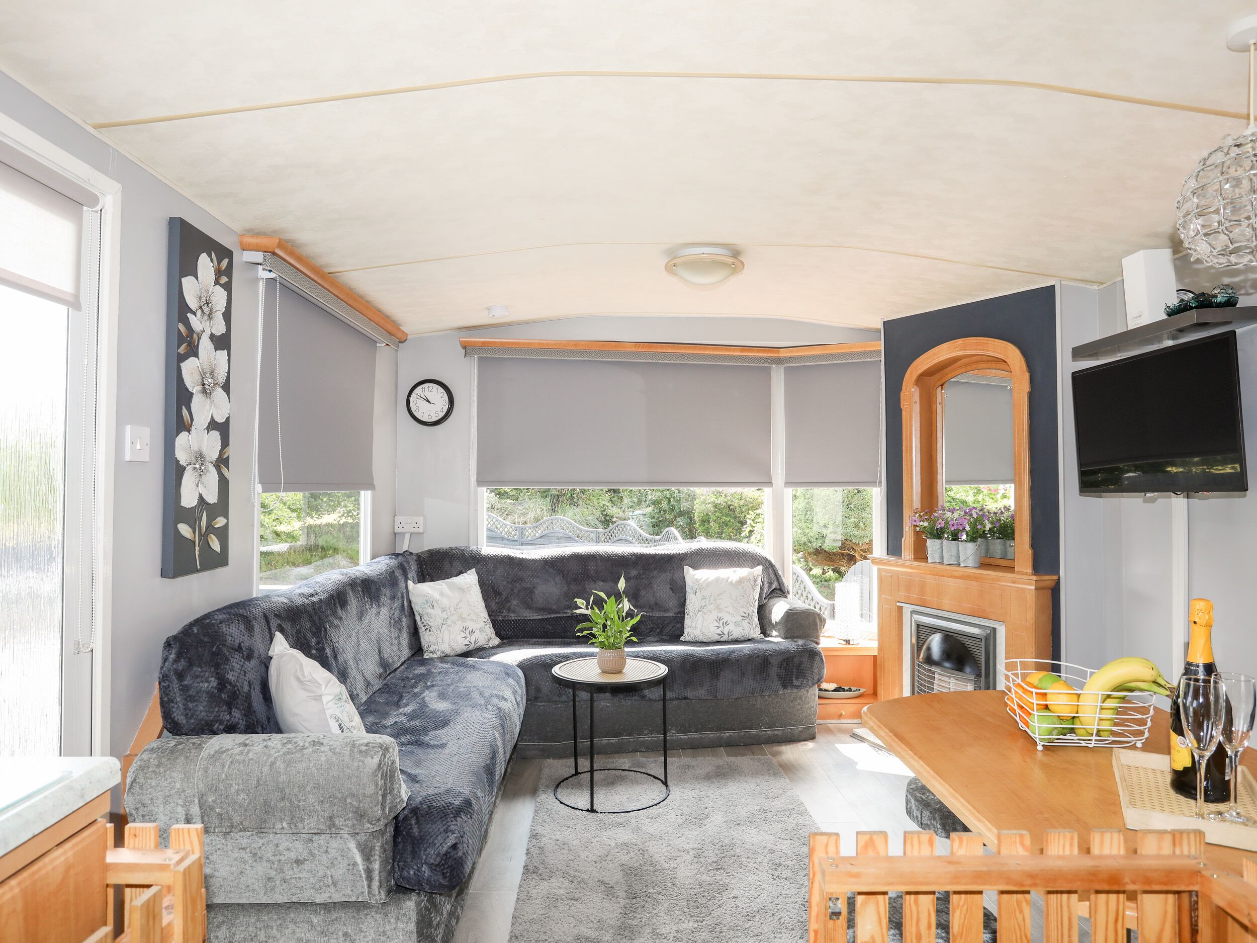 Tyn Clwt, Pet Friendly, With A Garden In Llanrug - Bangor