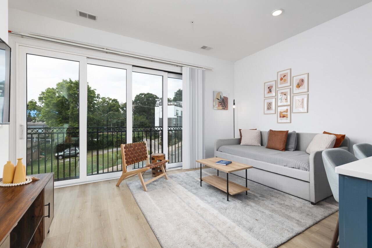 Stunning Spacious Condo Near Restaurants & Coffee - Nashville