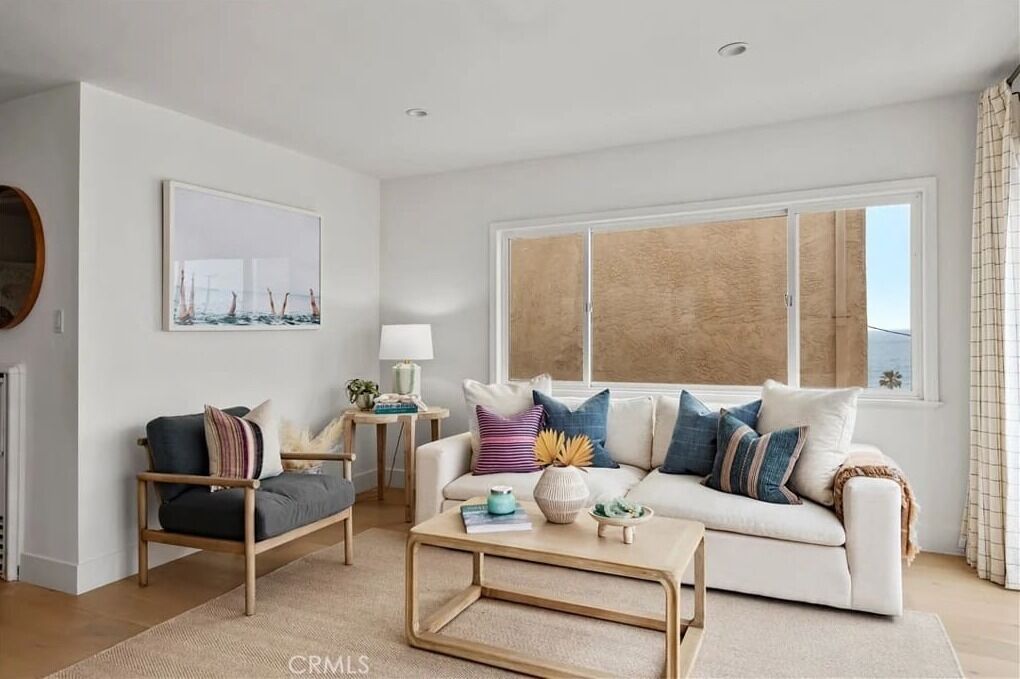 Amazing Location! Luxurious Ocean View Cottage - Manhattan Beach, CA