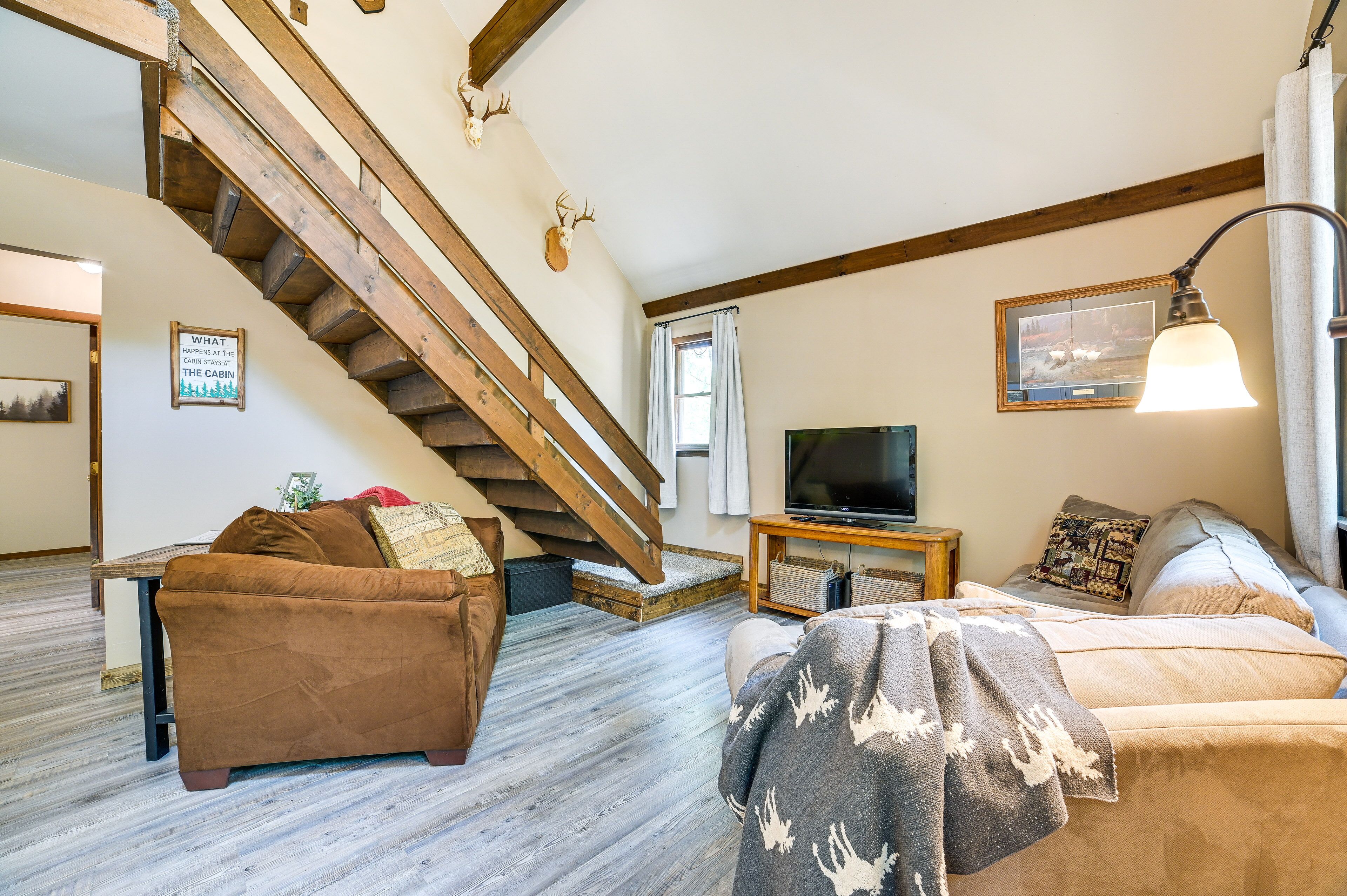 Family Roscommon Home - 3 Mi To Higgins Lake - Roscommon, MI