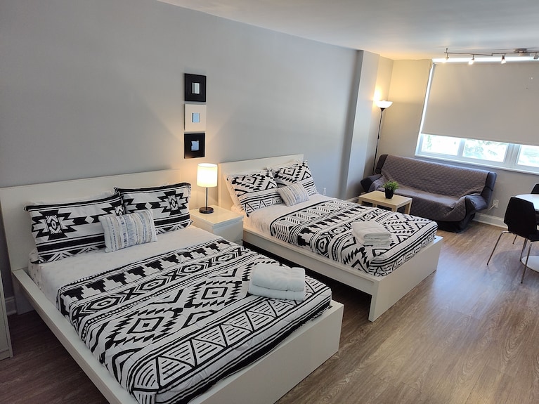 Sunny Isles Beach ,Studio On The Beach For 4 People - Dania Beach, FL