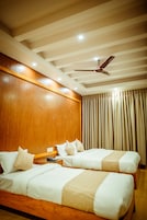 Apartamento luxo | Roupas de cama premium, escrivaninha, quartos à prova de som