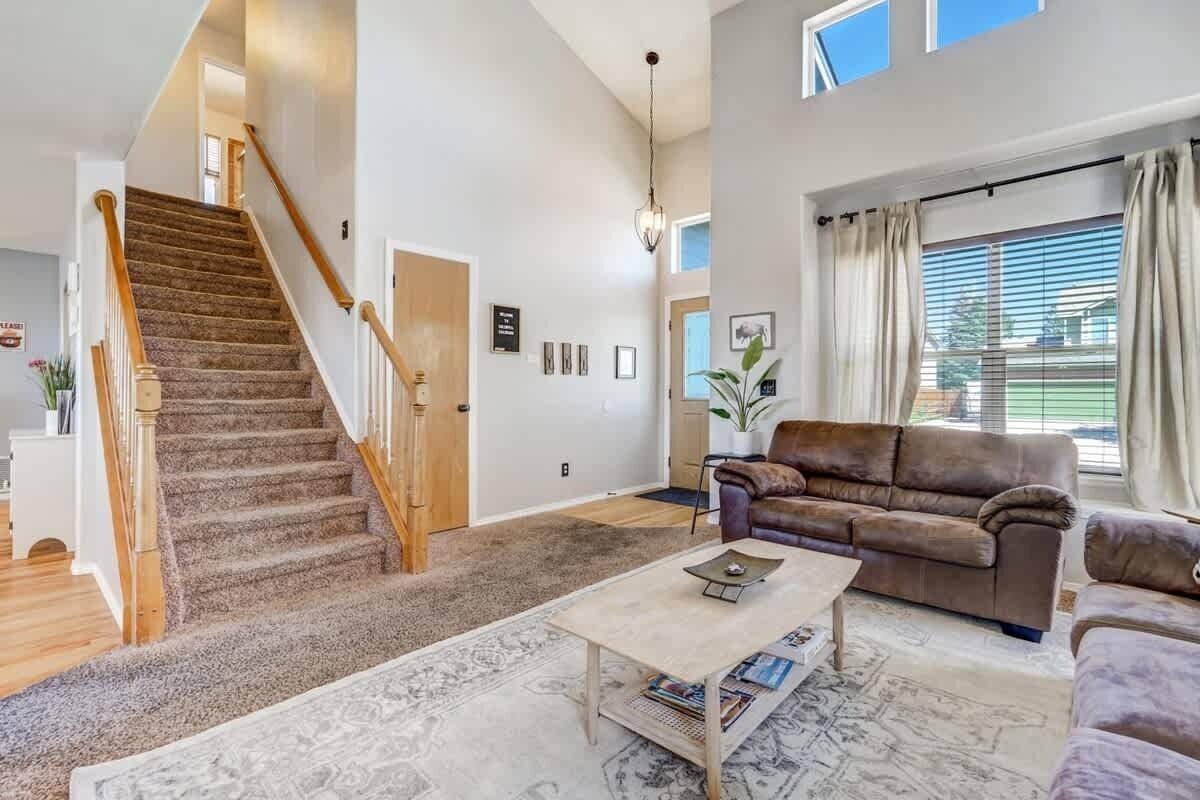 Whistler Hollow! Family Home, Bball Court, Firepit - Colorado Springs