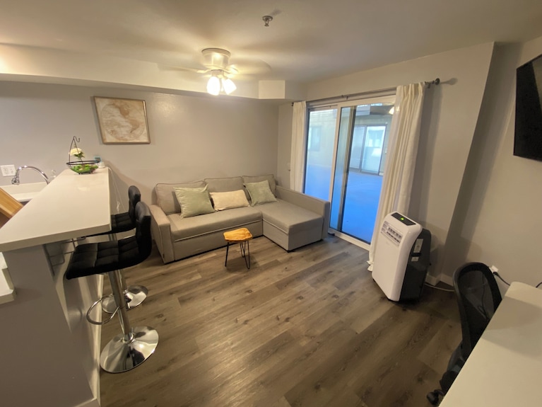 Belltown Heart 1br, Air Conditioner, Free Parking, Next To Space Needle - Seattle, WA