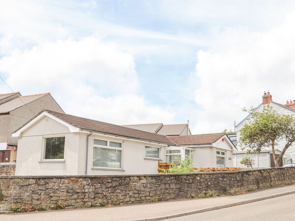 Apple Tree Bungalow - Redruth
