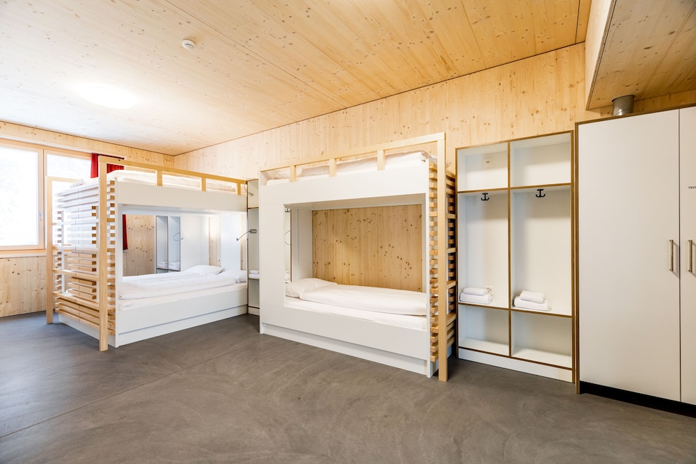 Nordic Hostel - Canton des Grisons