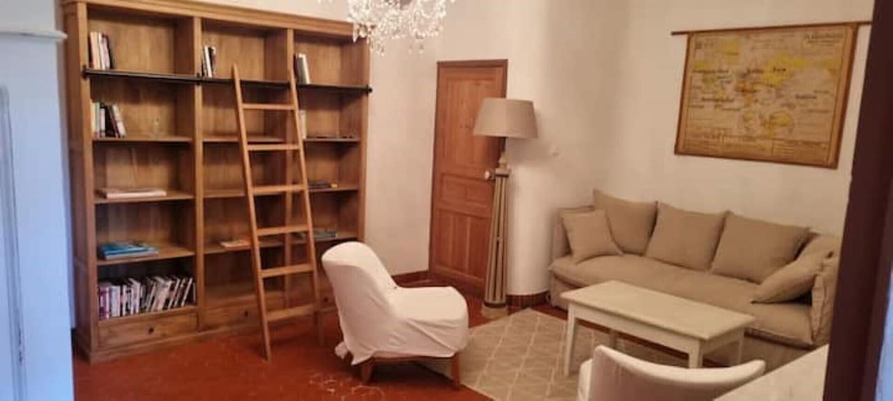 Maximilian Residence - Apt