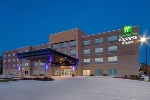 Holiday Inn Express And Suites Oscoda By Ihg - Oscoda, MI