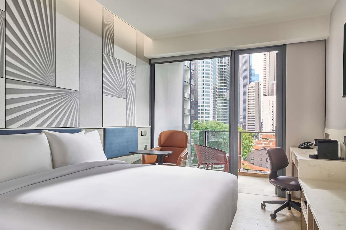 Quarto Privilege, Quarto, 1 cama queen-size, varanda | Minibar, com decoração personalizada, com mobília individualizada