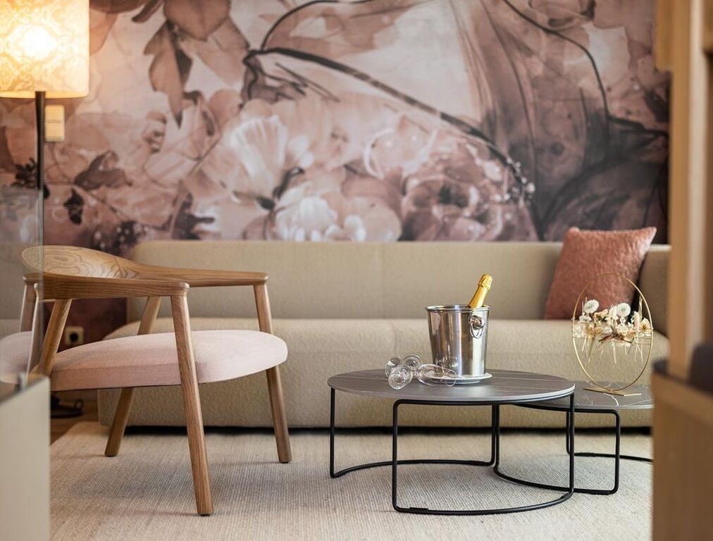 Rosensuite - Ab 5 Nächte Inkl. Therme - Thermenhotel Vier Jahreszeiten - Loipersdorf bei Fürstenfeld