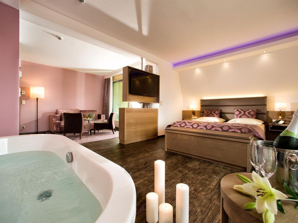 Doppelzimmer Lavendel - Ab 5 Nächte Inkl. Therme - Thermenhotel Vier - Loipersdorf bei Fürstenfeld