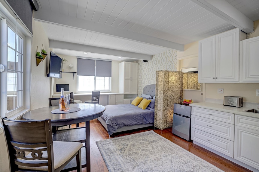 Remodeled Studio W/fast Wi-fi In Heart Of Bay Area - Milpitas, CA