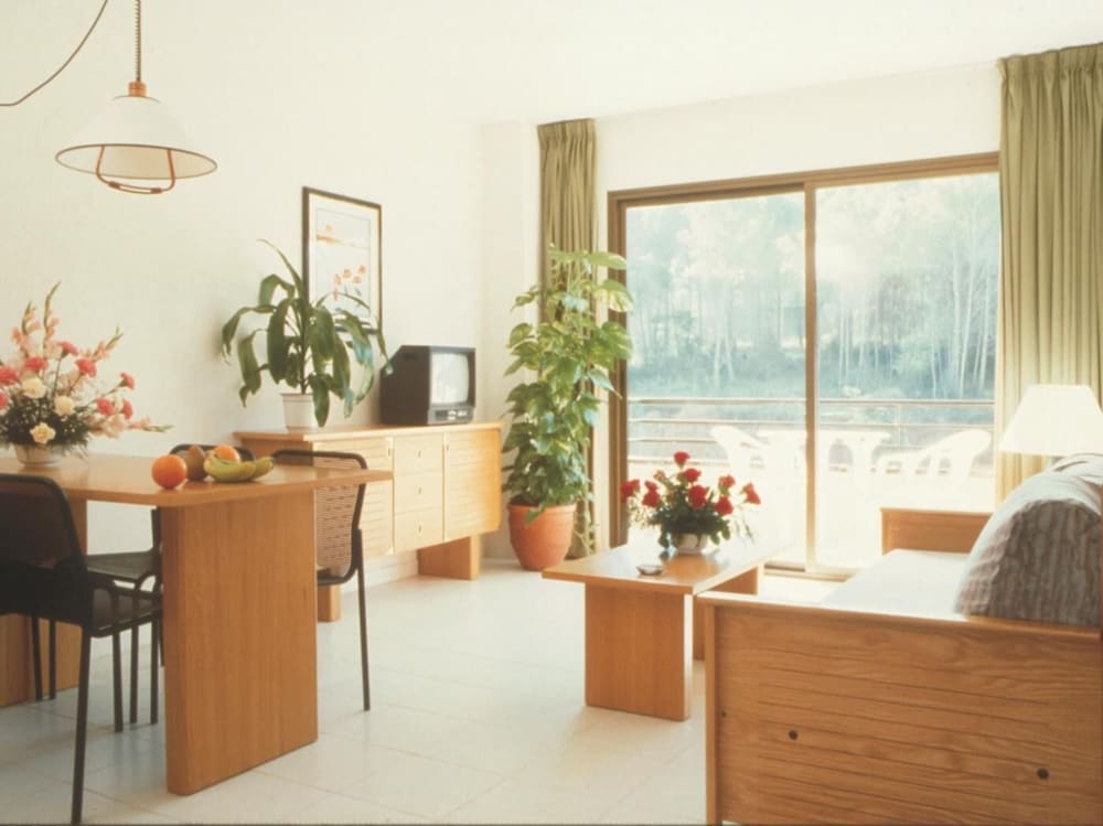 Apartments Near The Beach Ref. Golf Beach Pals B-24 Pool - Pals