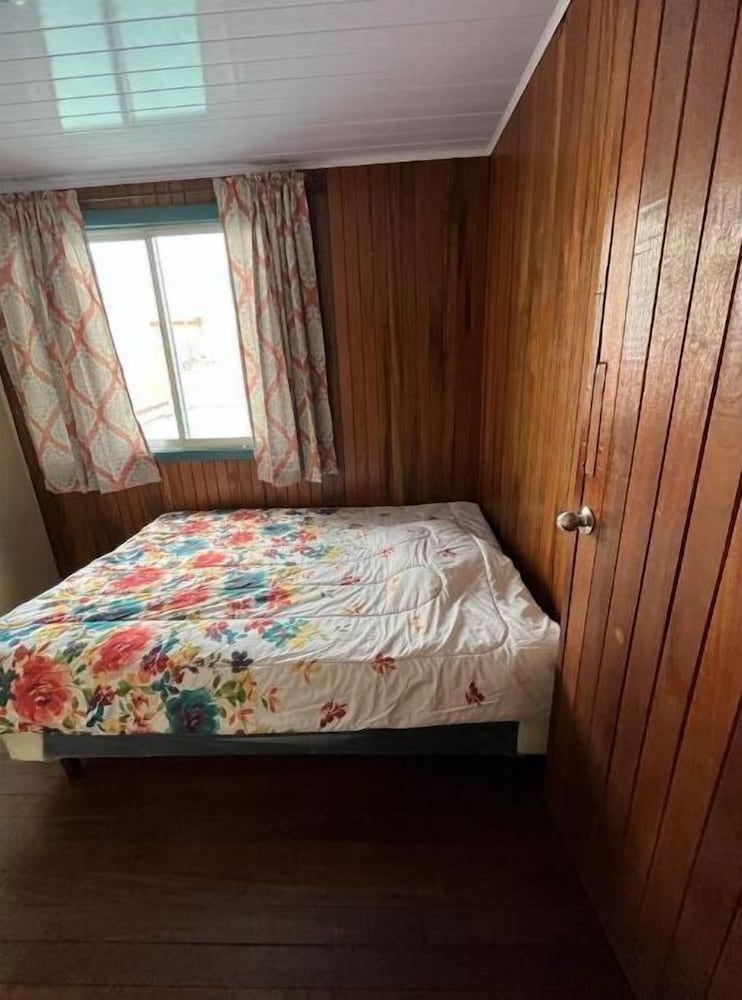 Una Casa De 3 Cuartos Y 2 Baños Centralmente Ubicado A San Jose. - San José