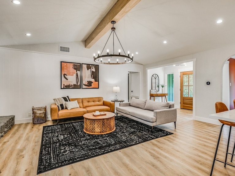 Modern, Family Friendly Home - Austin, TX