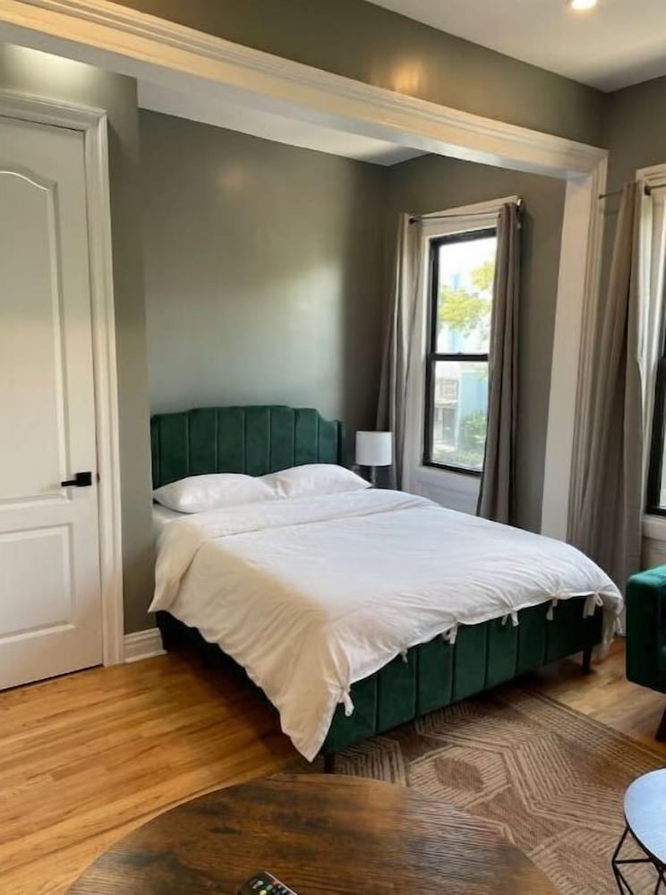 Lovely 1 Bedroom - New York