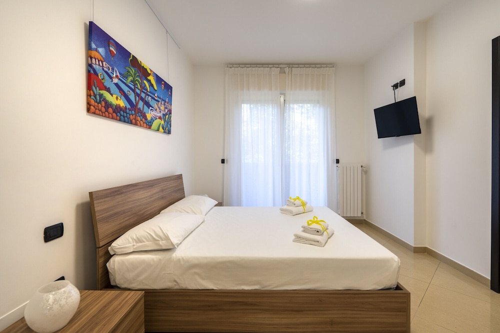 Boscoincittà Apt With Garage And Whirlpool! - Bari