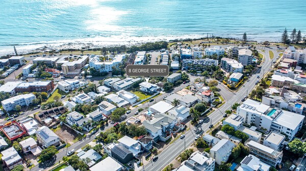 George8- The Ultimate Family Beach House - Mooloolaba