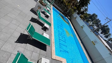 Piscina exterior