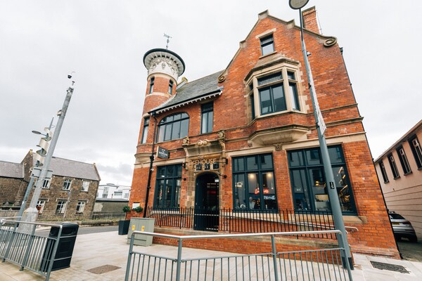 Bank Apartments - Portrush