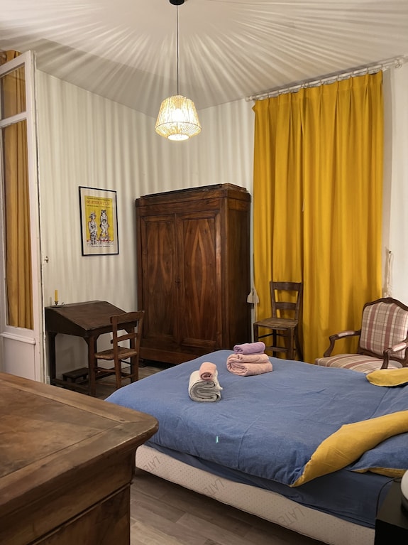 Chambre Sur La Falaise De Pontaillac Au Pied De La Plage - Vaux-sur-Mer