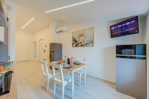 Apartamento Standard, 2 quartos (Magnolia Apt - Palazzo Palermo 1817) | Sala de jantar