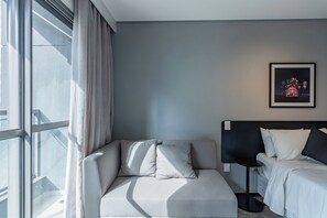 Estúdio superior (DESATIVADO) | Área de estar | Smart TV