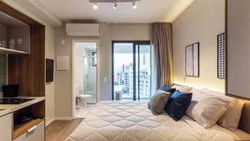 Apartamento Clássico (514414) | Secretária, roupa de cama fornecida