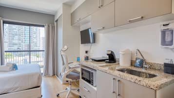 Estúdio standard (622377) | Cozinha privada | Micro-ondas, cooktop, máquina de café expresso