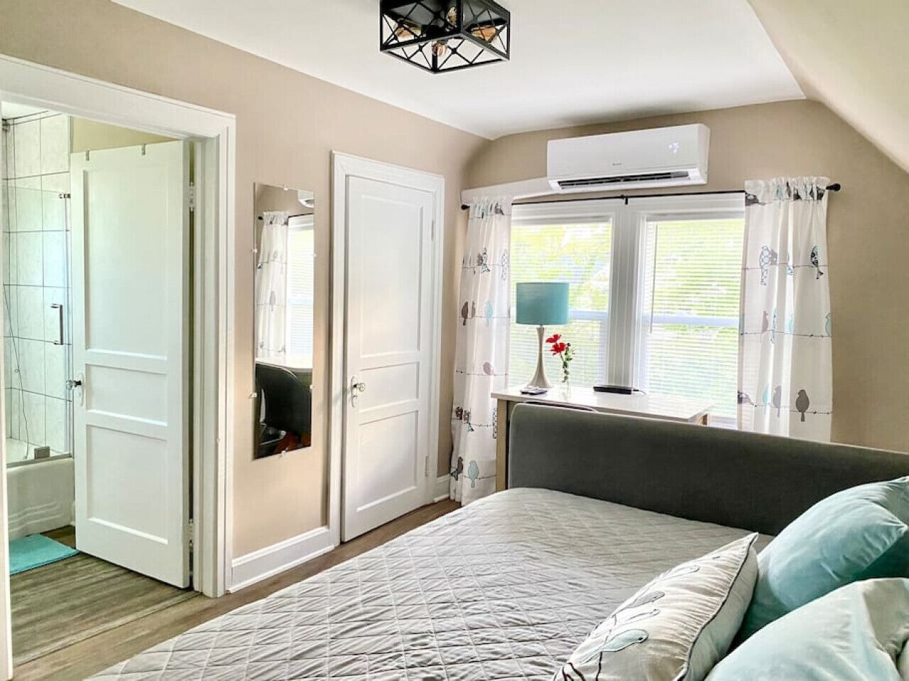 Serenity Studio · Adorable & Spacious Studio With Full Kitchen Near Hpu - High Point, NC