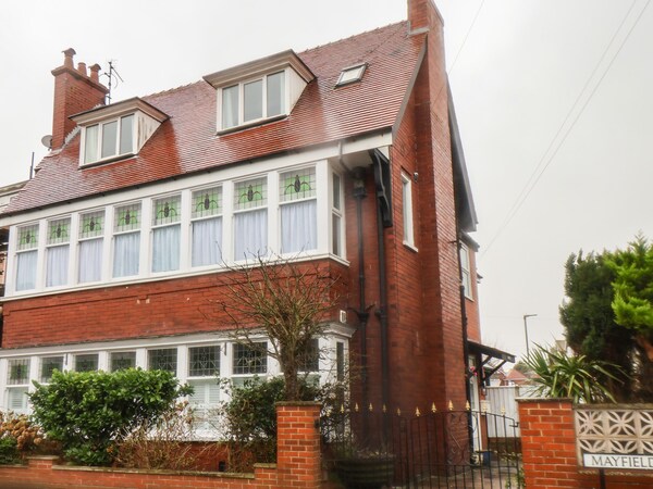 South Bay Beach House - Bridlington