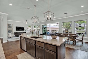 Casa, várias camas, varanda (457 Granite Loop) | Parte interna