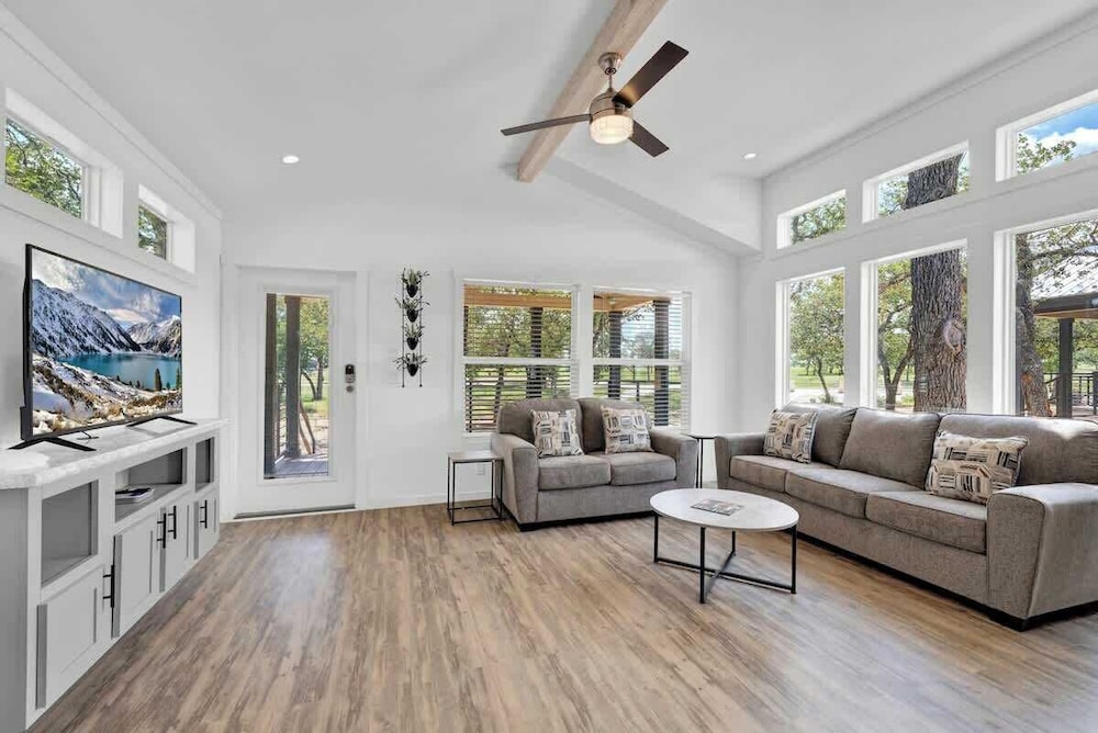 Resort At Fredericksburg Unit 21 - Fredericksburg, TX