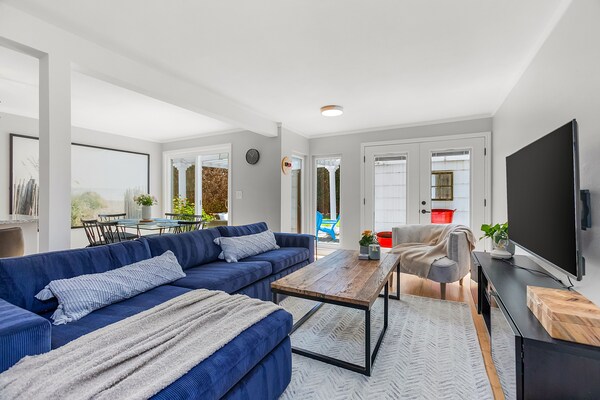 Bodur's Nest Whispering Garden - Gig Harbor, WA