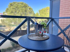 Apartamento, 1 quarto, acesso à piscina | Varanda