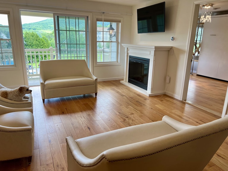 In The Heart Of Jiminy Peak Mountain Resort Slope Side, Shopping Restaurants - Hudson Valley, NY