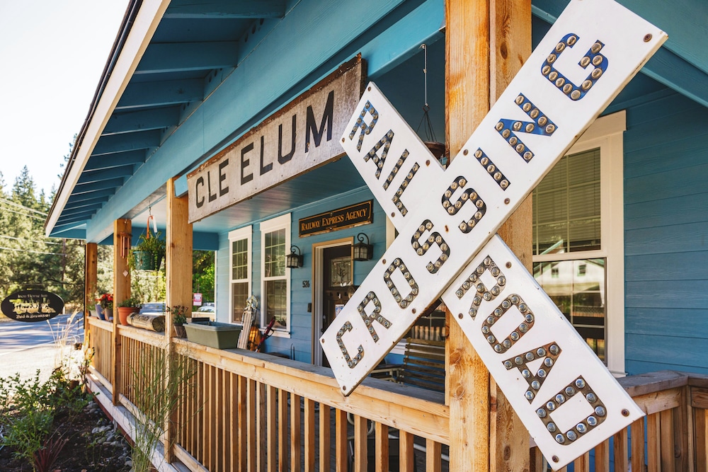 Iron Horse Inn Bed & Breakfast - Washington