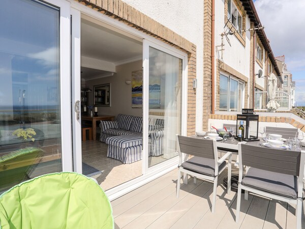 7 Min Y Traeth - Pwllheli