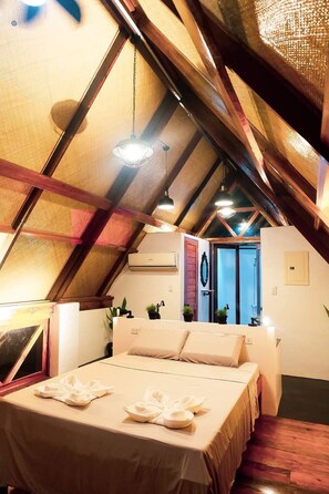 Quarto Duplo Deluxe | Camas desdobráveis, roupa de cama fornecida 